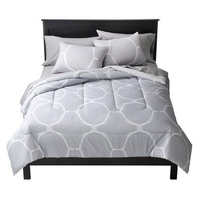 China Printed Cotton / Polyester Microfiber Quilt with King Size / Double Size / Single Size supplier