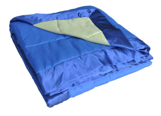 China Reversible Polyester Duvet King Size Quilt Satin Fabric Binding For 4 Season supplier