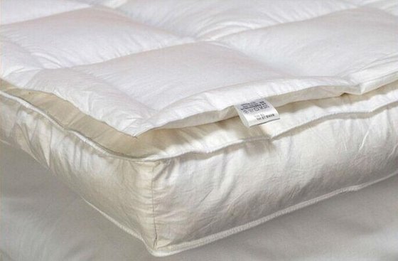 China Luxury Down and Feather 3 Layer Mattress Pad Toppers Full Size Home Furniture supplier