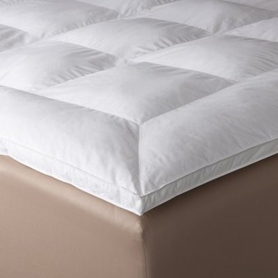 China Ball Fiber Filling Comfort Feather Down Thick Mattress Pad Twin Size / Queen Size supplier