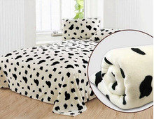 China Customized Printing Polar Personalized No Sew Fleece Blanket for Airplane , Home , Hotel supplier