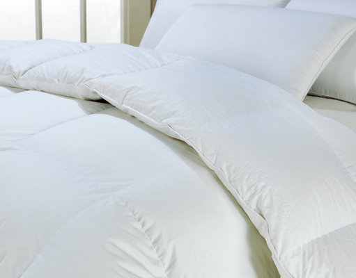 Luxury King 90% White Warm Down Feather Quilt for Winter , Household or Hotel Oversized Quilts supplier