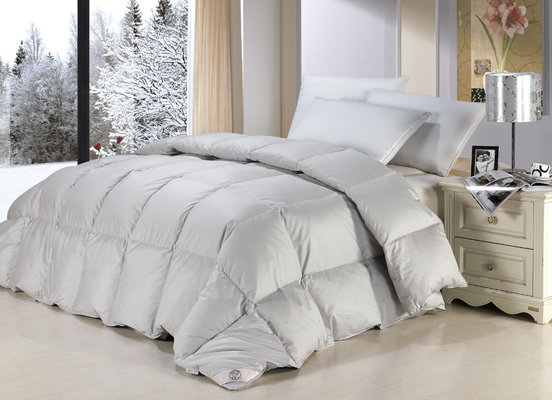 Single Size Cotton Down Feather Quilt with Duck Down , Washed Breathable Comforter supplier
