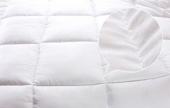 15% White Goose Down 85% Goose Feather Cotton Quilt / Warm Duvet for Hotel or Home supplier