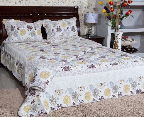 Custom Printing Home Dense Cotton Microfiber Quilt with Piping or Binding Edges supplier