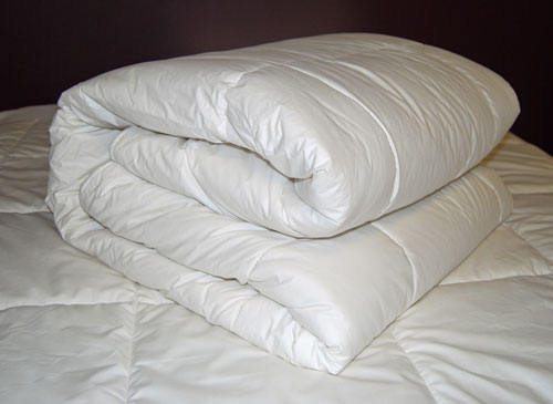 100% Wool Filling Cotton / Polyester Quilt Comforter Set for All Season and Comfortable supplier