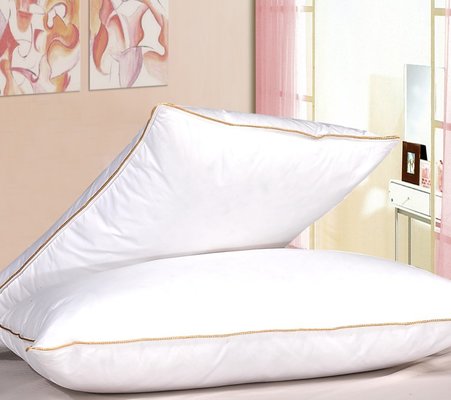 Gold-Piping Cotton Hotel Down Feather Pillow , Eco-friendly Washed Pillows Wholesale supplier