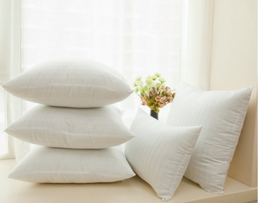 Rectangle Soft Polyester Fiber Cushion Inserts / Pillow Insert with Microfiber Filling Material supplier