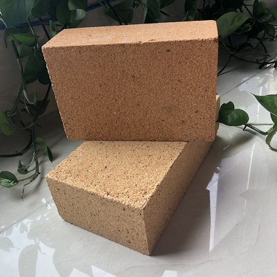 Refractory fire clay insulation bricks