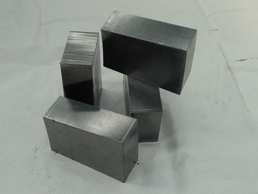 High quality Refractory Magnesia Carbon Brick/black MgO-C Brick Factory Directly Selling