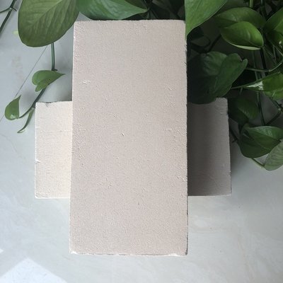 Light weight high alumina insulation bricks  for furnace kiln lining