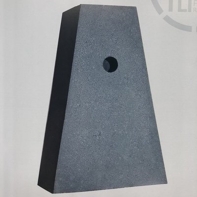 Refractory chrome corundum brick for glass furnace lining
