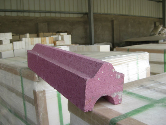 Refractory chrome corundum brick for glass furnace lining