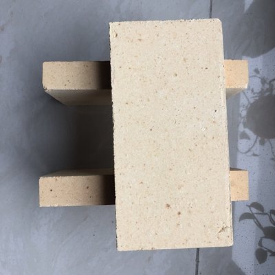 High Temperature Resistant half alumina Insulation refractory brick