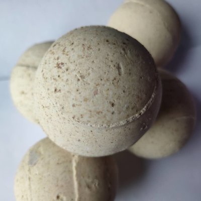 Slag Erossion Resistance Refractory Ball made Of Silica Material  Silica Refractory Ball