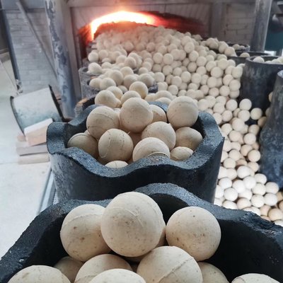 Thermal Insulation Balls High Alumina Refractory Balls For Hot Blast Stove Regenerator