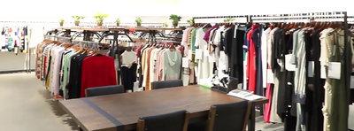 东莞市红蕴服饰有限公司