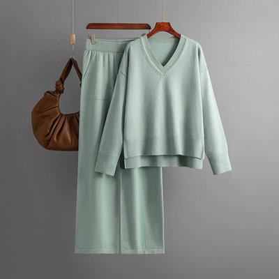 Women s Sweaters s Latest and Fashionable Product 2024 autumn/winter V-neck loose casual sweater pullover two-piece set