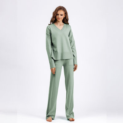 Women s Sweaters s Latest and Fashionable Product 2024 autumn/winter V-neck loose casual sweater pullover two-piece set