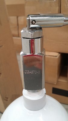 Small size medical cylinder oxygen with CGA870 valve 2L seamless steel cylinder
