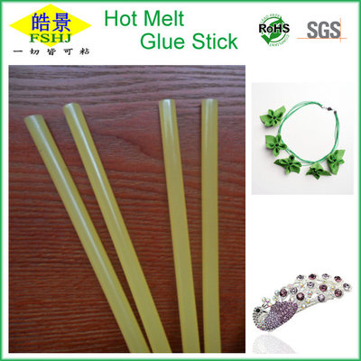 High Viscosity Colored Hot Melt Glue Sticks , 12mm Glue Sticks For Hot Glue Gun