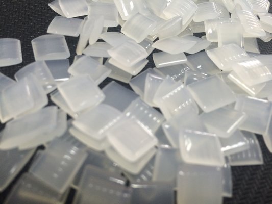 EVA Industrial Hot Glue Softening 80 ± 5ºC White Transparent Hot Melt Granule