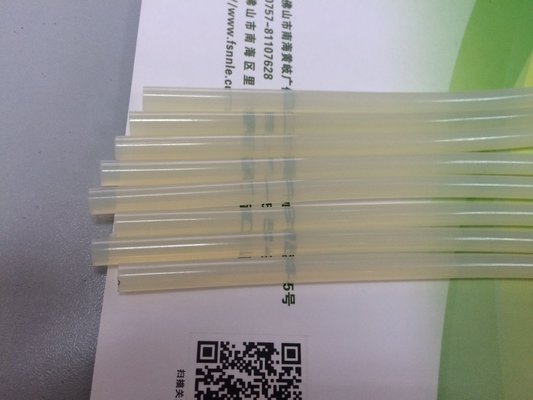 Clear Hot Melt Adhesive Bar 7mm Hot Glue Sticks Strong Permeability For Straw Fixing