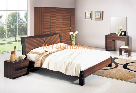 MDF Home Furniture,Panel Bedroom Set,Wood Bed and Wardrobe,Nightstand,Dresser with Mirror,Amorie,Chest supplier