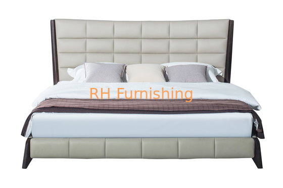 Italy design furniture Villa house King Bed made by China factory used Oak wood and Cow Leather for Luxury deisgn room supplier