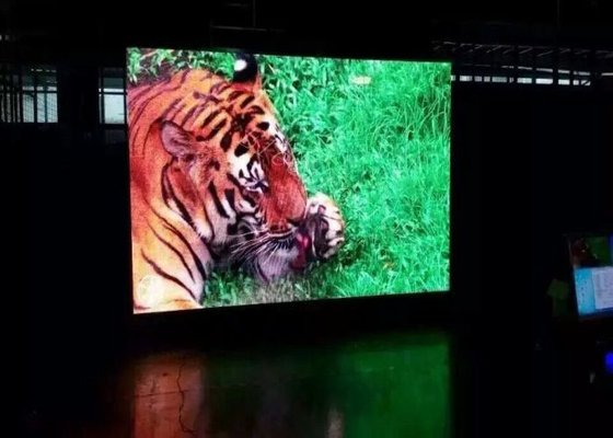 Indoor Electronic Billboard Advertising P1.667 Small Pitch LED Screen SMD 3in1