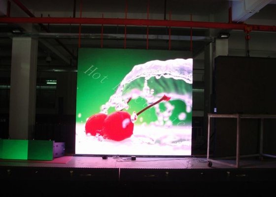 Indoor Digital Advertising Display Screens 1.5 Mm Led Display Hire