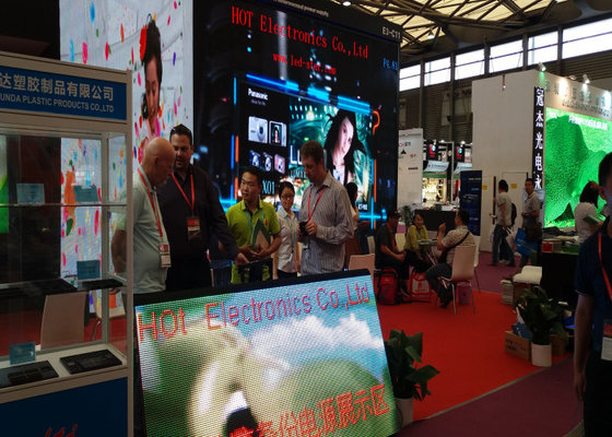 Full Color P16 Stadium Perimeter LED Display 2880Hz With High Refresh Rate