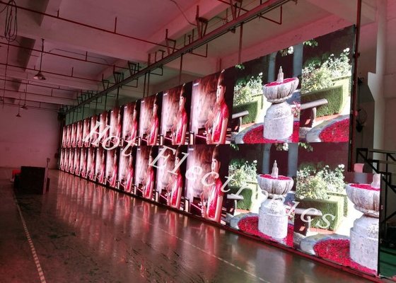 SMD 3 In 1 Rental LED Display IP54 With 16.7 Million Color Processing 