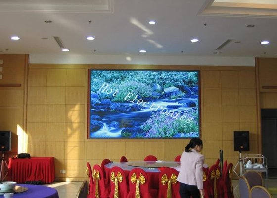 HD P3.91 Indoor Rental LED Display With 64*64 Module Resolution