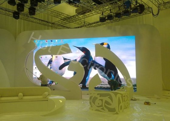 Aluminium Die Casting Indoor LED Display Hire 100000 Hrs Lifetime