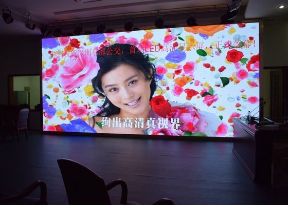 P3.91 RGB Smd Led Display / Indoor LED Video Wall Easy Maintenance