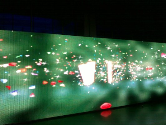 High Brightness Outdoor Led Mesh Screen P18.75 For Public Square