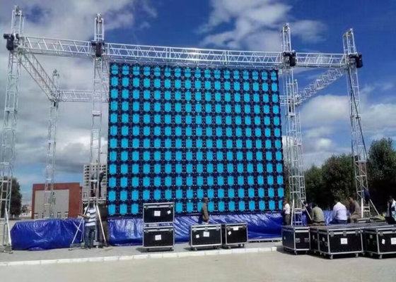 Customized P6 Outdoor Led Screen Rental 96*96 Cabinet Resolution