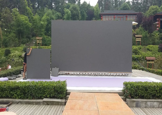Customized P6 Outdoor Led Screen Rental 96*96 Cabinet Resolution