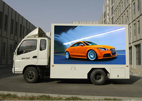 P4.81 RGB Truck Led Display Waterproof 7000nits With Seamless Splicing