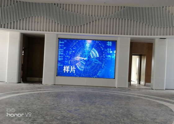 High Gray Scale Full Color LED Display , P2 Small Pixel Pitch Large Video Wall