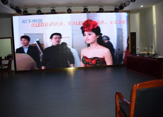 Commercial SMD 2121 Full Color Led Display Apply To Seamless Stage