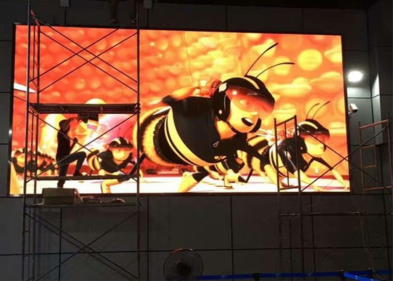High Resolution P2 Led Advertising Display Aluminium Die Casting With 220V / 110V