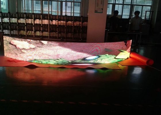 Indoor Customized Arc Led Display P4 With 4-15m Viewing Distance