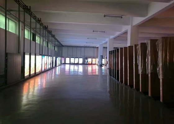 Slim Cabinet SMD LED Poster Display P5 , Lightness Led Light Box Screen Rental