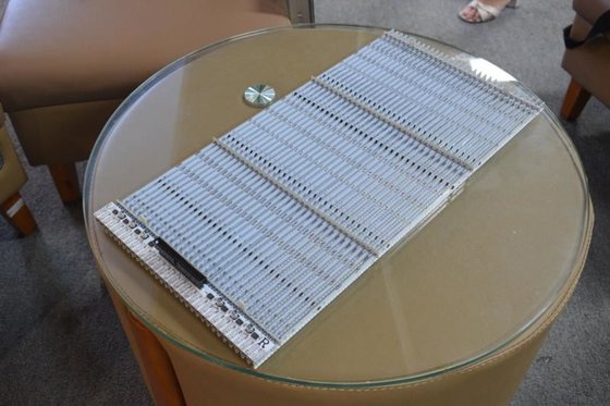 P7.8 Rental Transparent Led Display Light Weight More Transparency