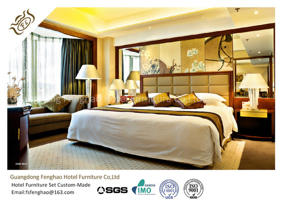China Fashionable Bedroom Hotel Furniture Set With Wooden Lounge Chair supplier
