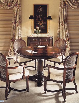 China Wood Mahogany Round Restaurant Hotel Dining Table With Chair supplier