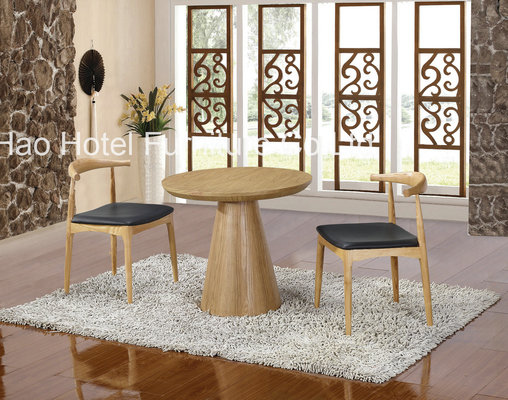 China Round Restaurant Hotel Dining Table Set Custom Made With Nature Wood supplier