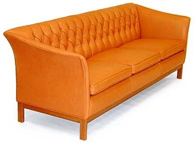 American Style Button Tufted Leisure Hotel Furniture Sleeper Sofa Wooden Frame supplier